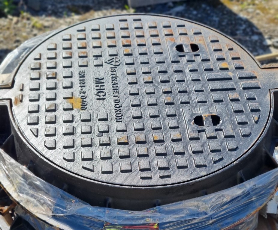 Manhole Covers - Brown Bros Concrete